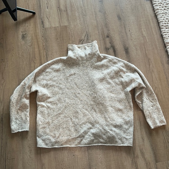 French Connection | Sweaters | French Connection Light Gray Neutral ...